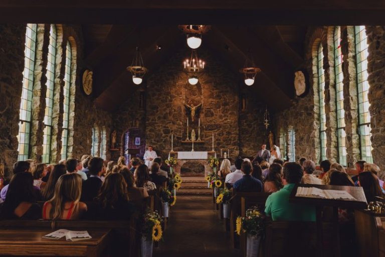 What Is A Funeral? Meaning, Services & Differences